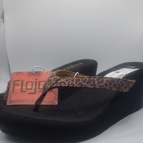 Flojos | Shoes | Flojos Womens Leopard Print Sandals | Poshmark